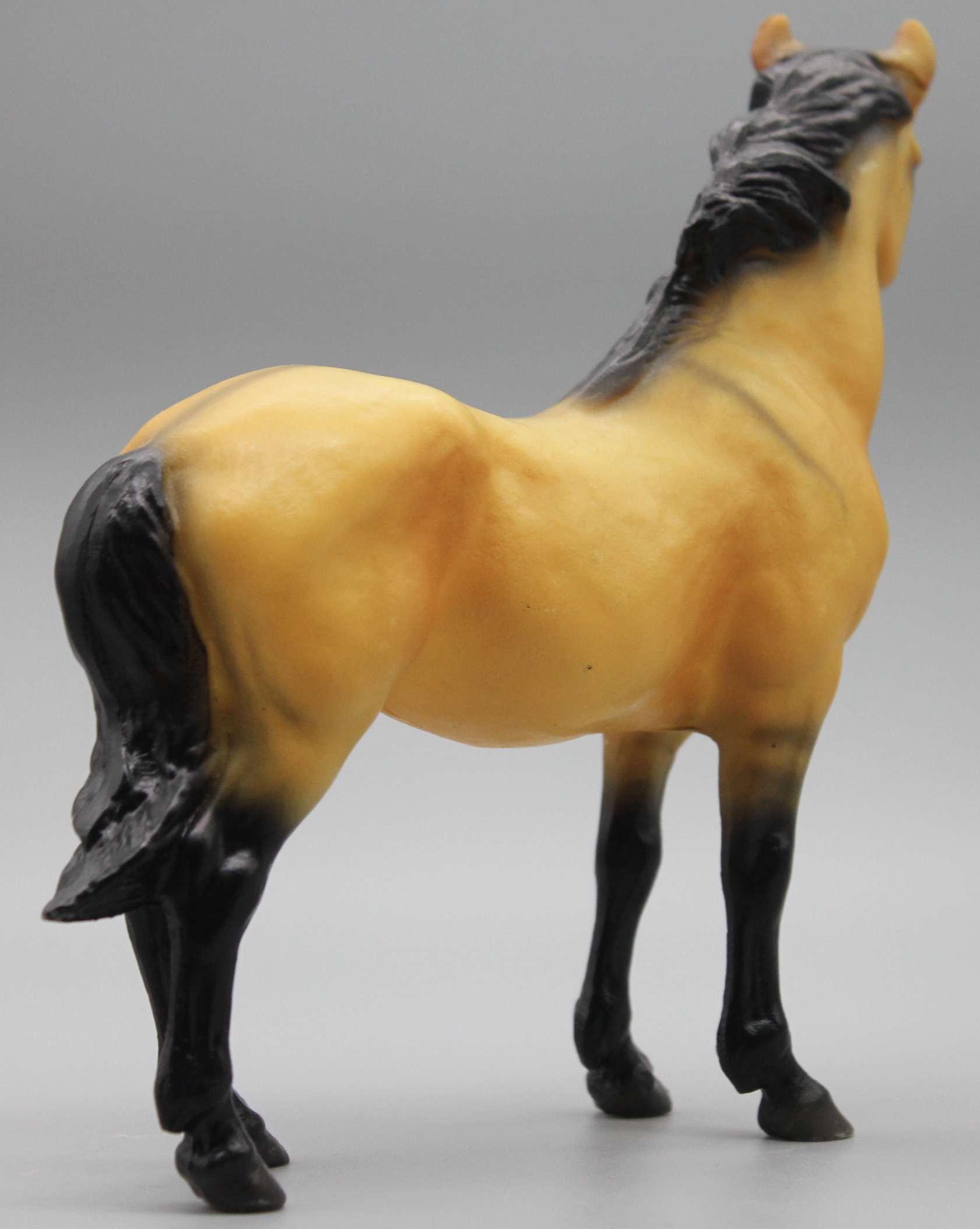 Breyer Mustang Family | BreyerHorseRef