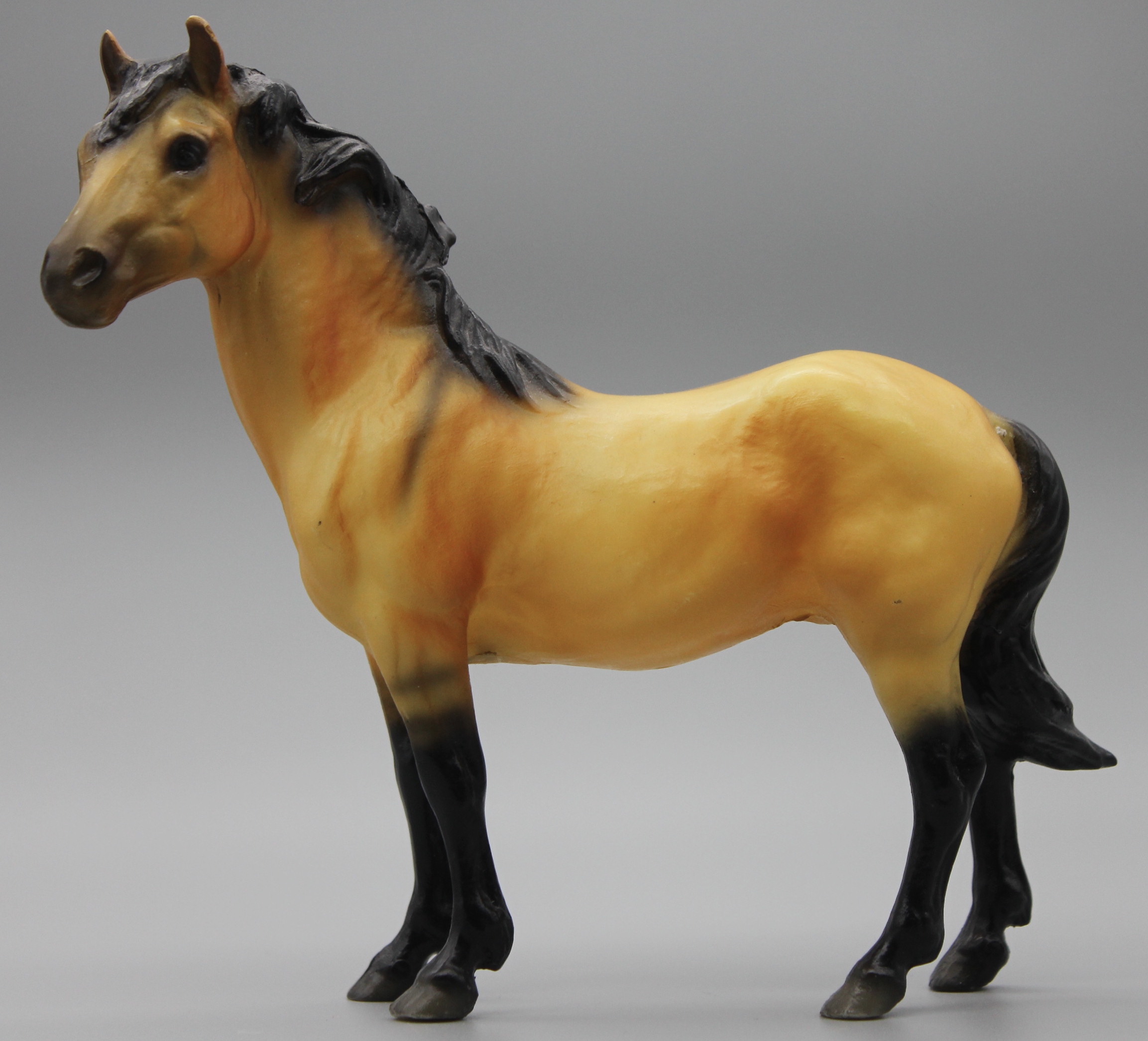 Breyer Mustang Family | BreyerHorseRef
