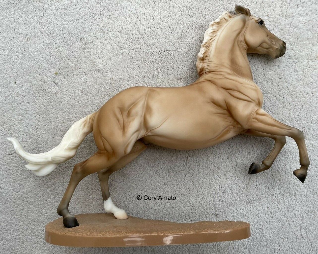 Jesse | BreyerHorseRef