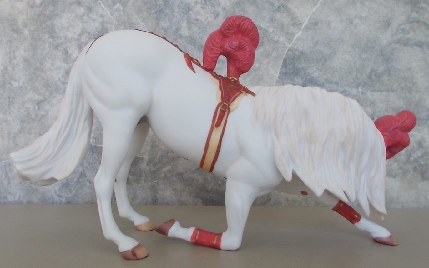Circus Ponies in Costume | BreyerHorseRef