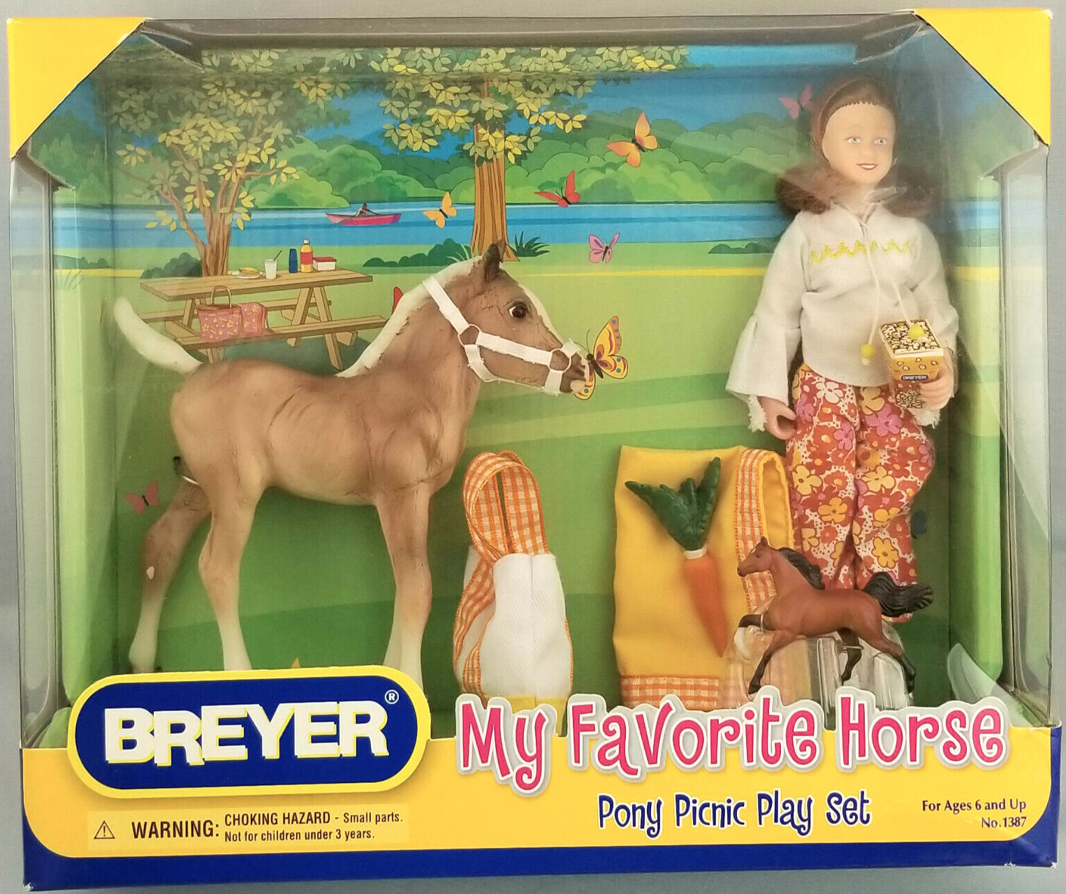 MW Cantering TWH: Bay - Pony Picnic Play Set | BreyerHorseRef