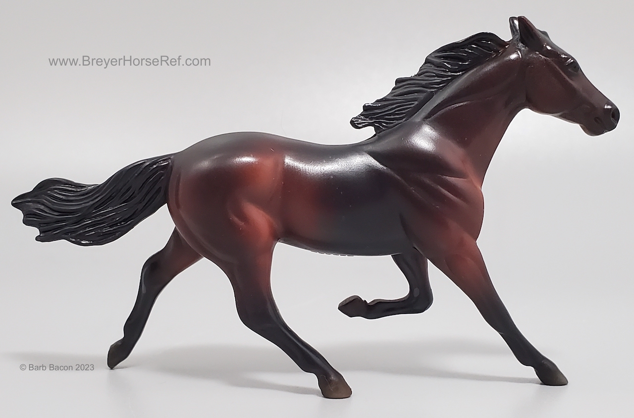 SM Standardbred: Dark Chestnut/Bay - Parade of Breeds II | BreyerHorseRef