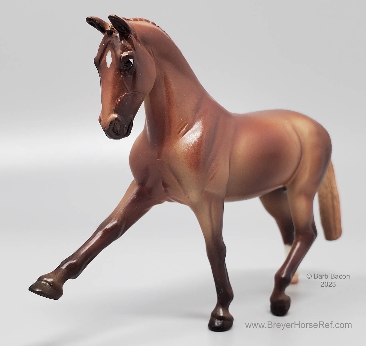 SM Hanoverian: Chestnut - Parade of Breeds VII | BreyerHorseRef