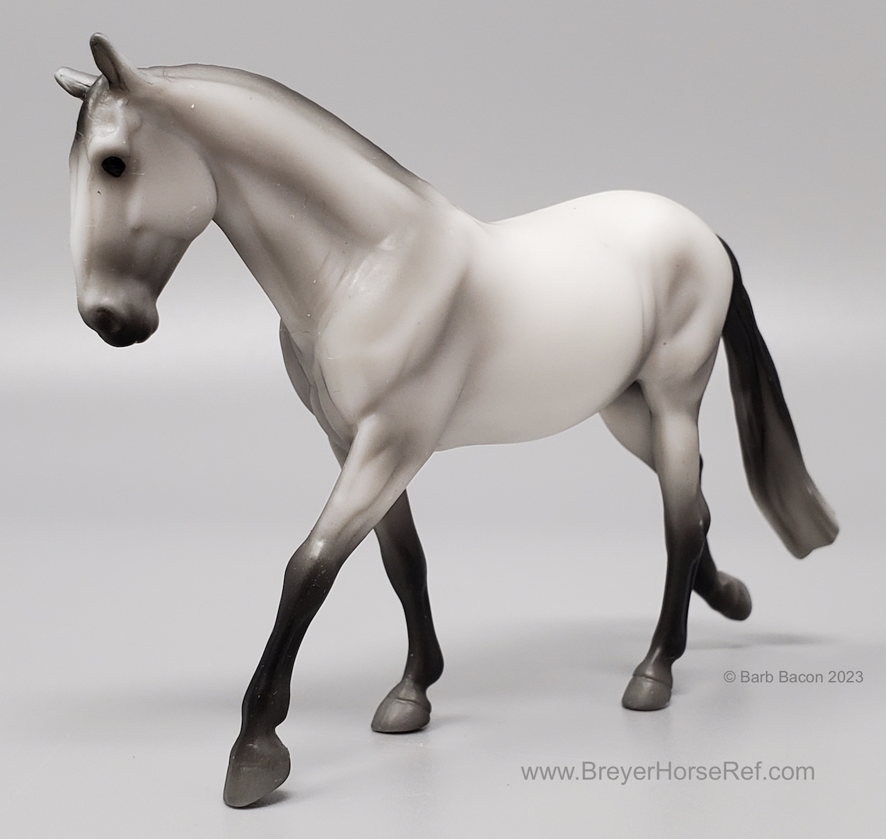 SM Irish Draught: Grey - Elegant Pastures Family | BreyerHorseRef