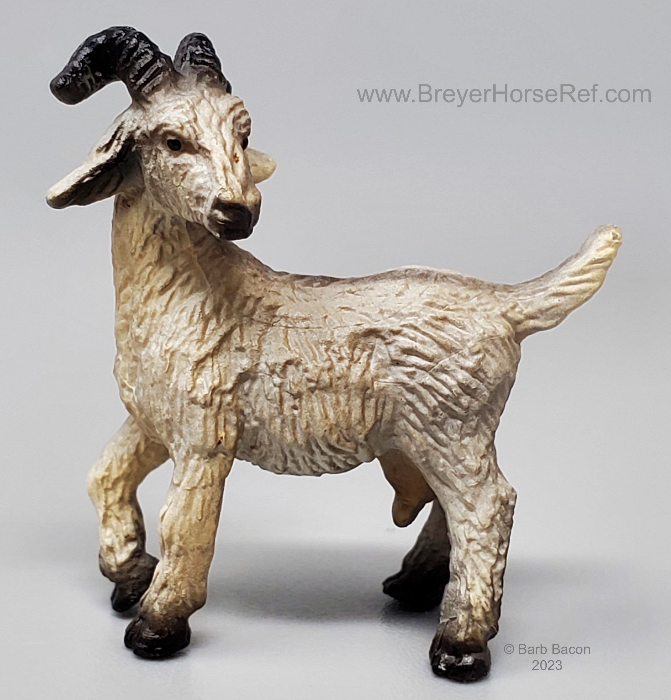 SM Goat: Grey - Various Sets | BreyerHorseRef